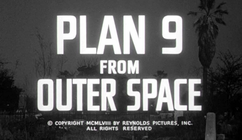 Plan 9 from Outer Space (1959) – หมื่นทิพ's Review