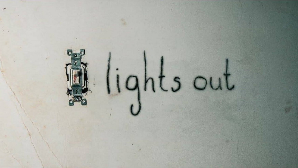 Lights Out (2016) ไลท์ เอาท์ มันออกมาขย้ำ – หมื่นทิพ's Review